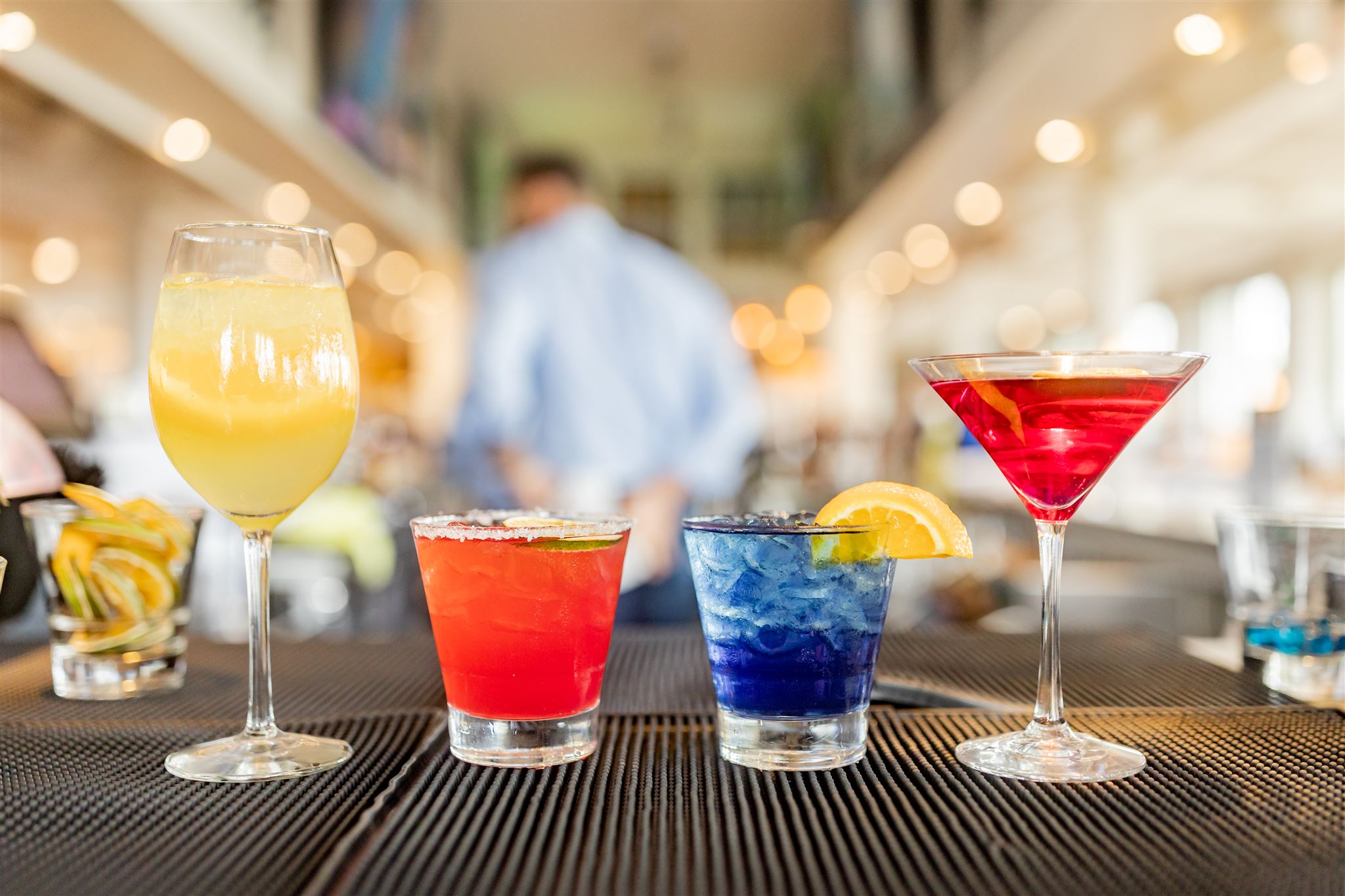 CōV Wayzata | Coastal American Eatery